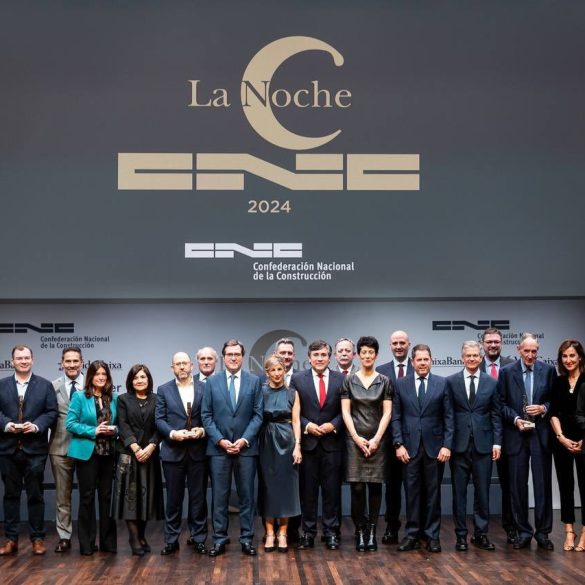 Grupo Lobe ganador en la categoría de “Transformación Digital” en la I ... Grupo Lobe ganador en la categoría de “Transformación Digital” en la I ...